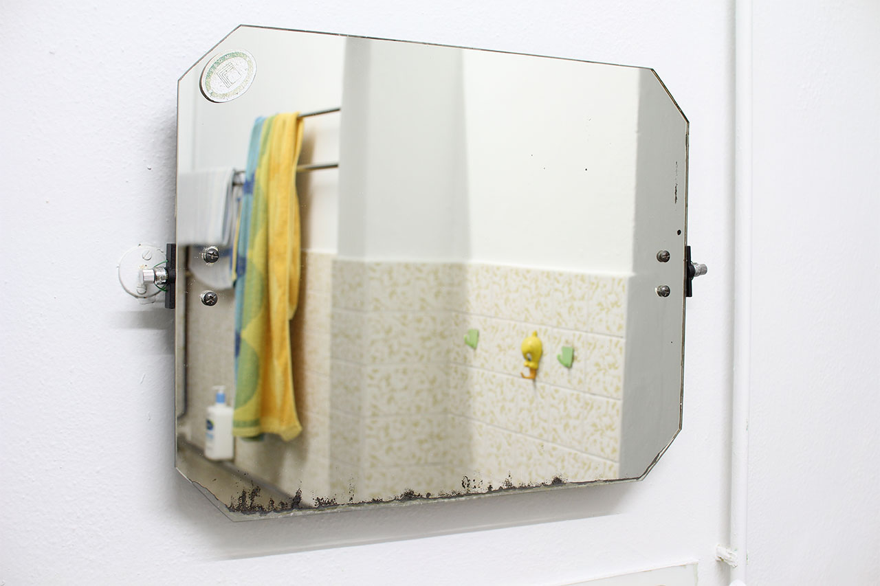 Fixing My Vintage Mirror with 3D Printing « irq5.io